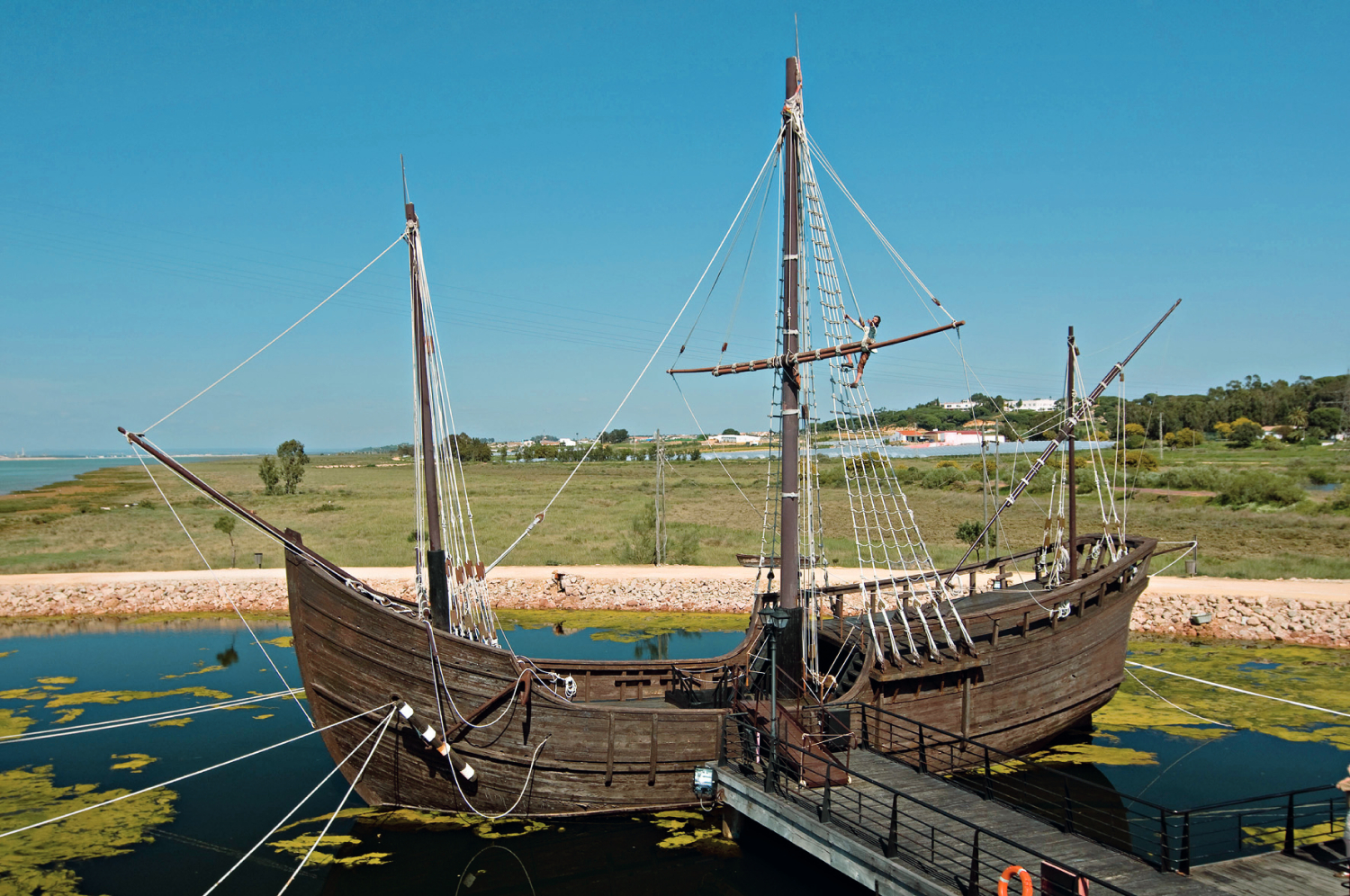 How Invented The Caravel